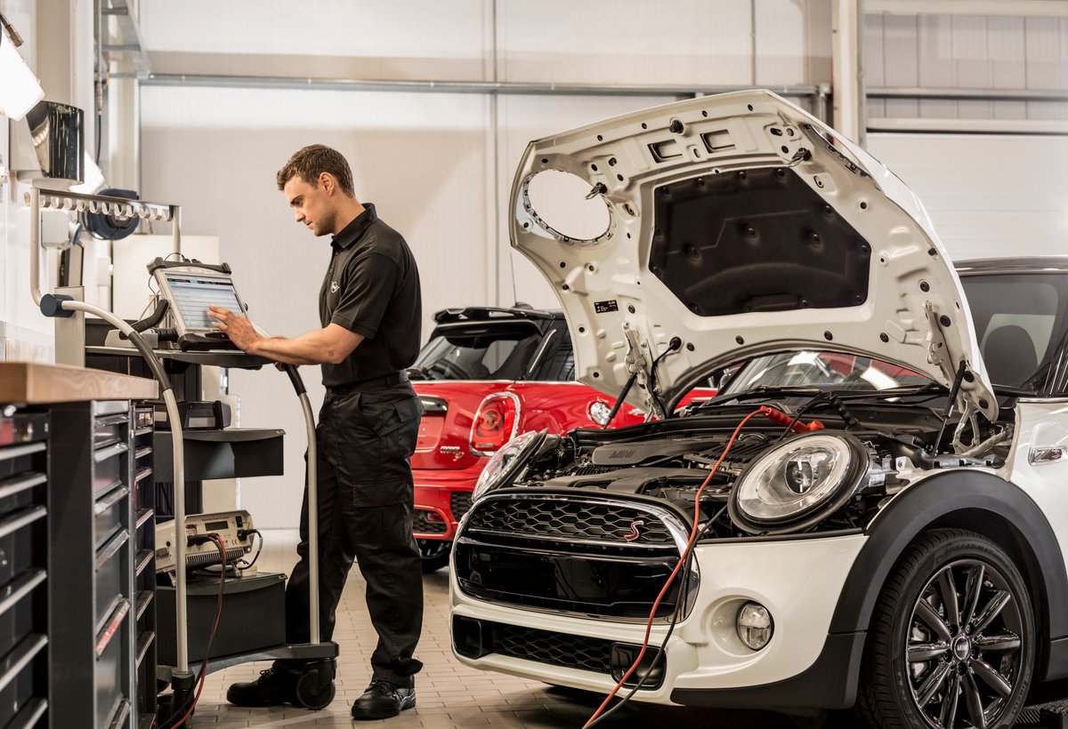 John Cooper Works | Vines of Guildford